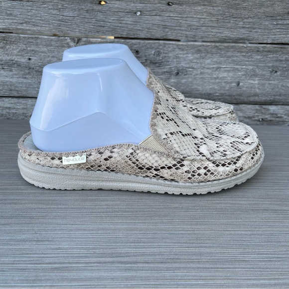 Hey Dude | Shoes | Hey Dude Lexi Leopard Beige Slipon Mule | Poshmark